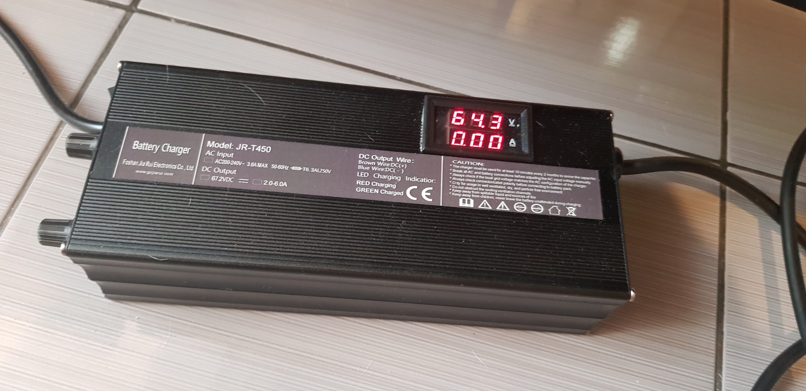 67.2v 1A-6A Fast Charger - MadCharge